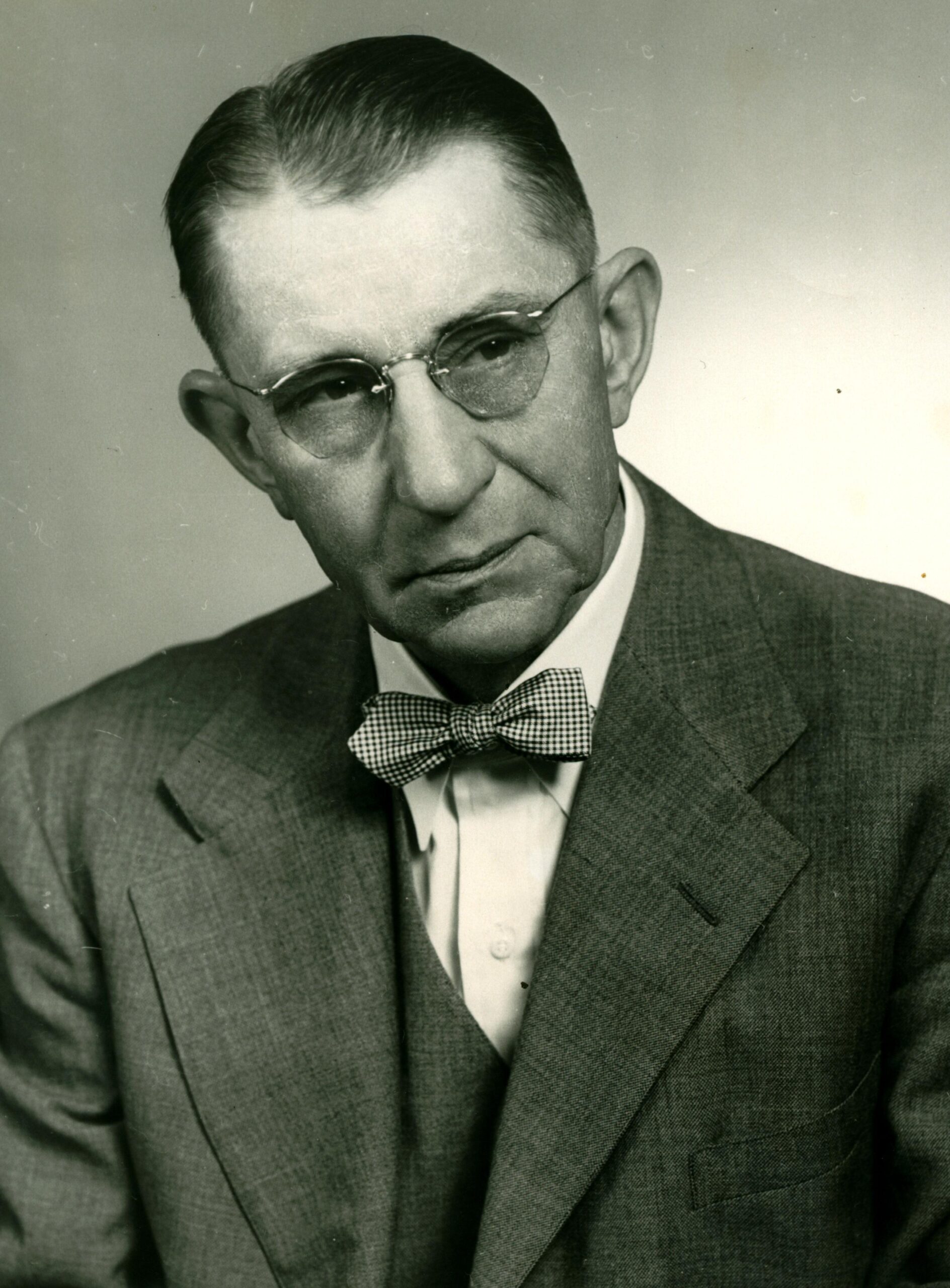 Franklin McNutt | Encyclopedia of UNCG History